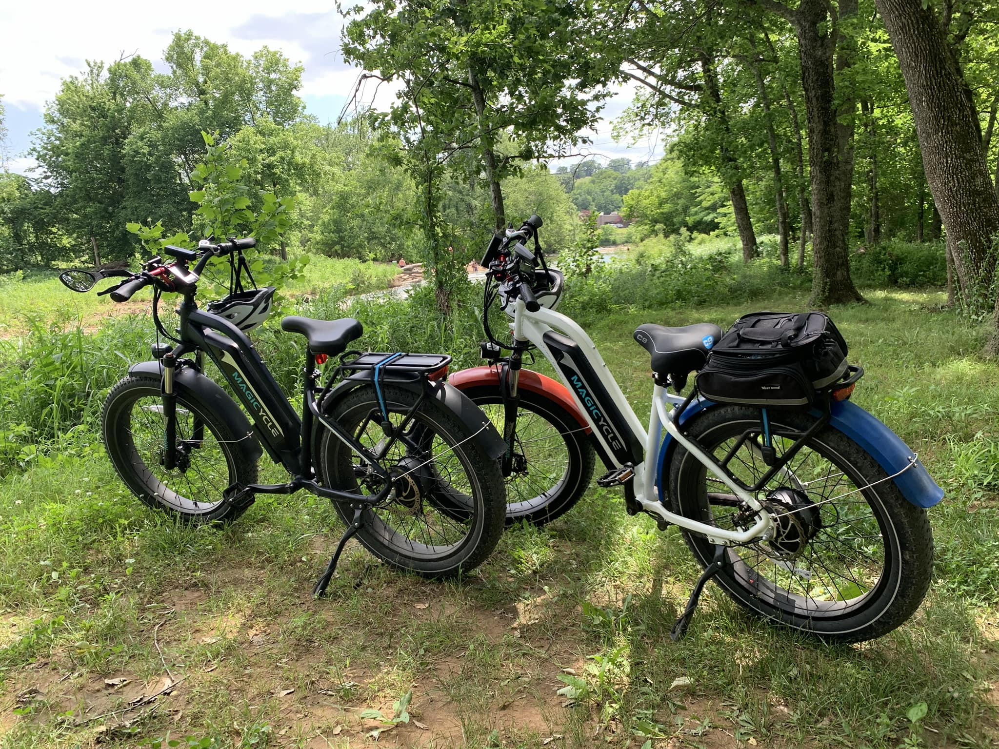 Electric Cruiser Bike - All-Terrain Adventure Awaits - Magicycle Bike